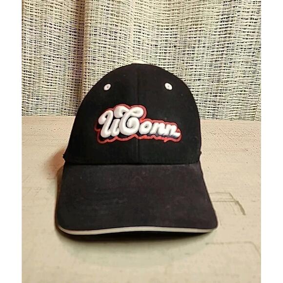 Other | Vintage 9s Uconn Huskies Team Starter Hat Navy Blue White ...